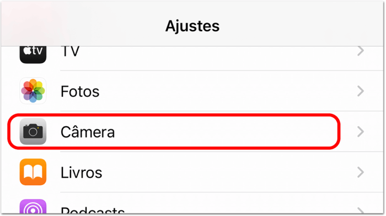 How to Enable Selfie Mirroring on iPhone