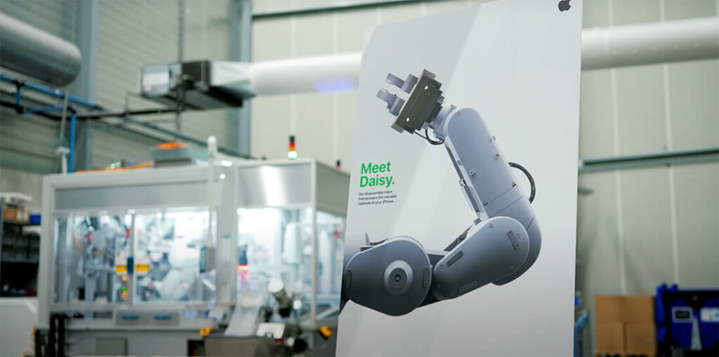 Vídeo detalha o incrível trabalho de reciclagem do robô Daisy